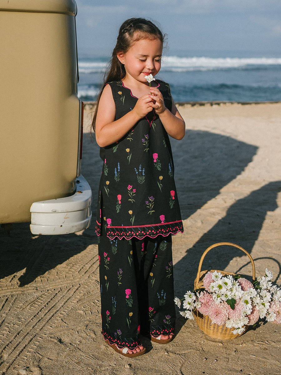 Adore Mini – Yards